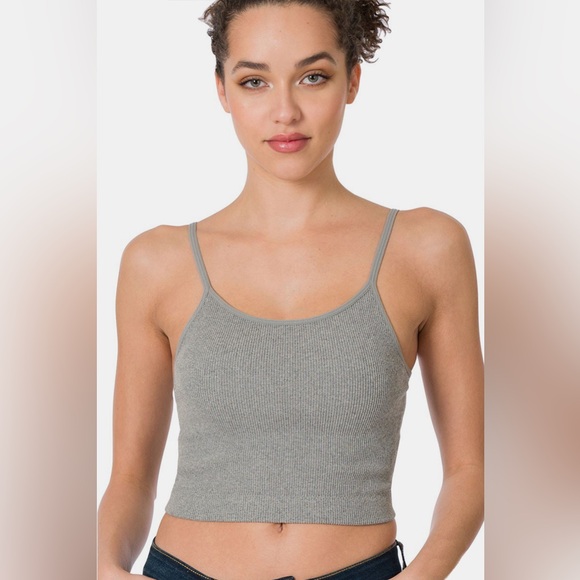 Zenana Outfitters | Tops | Zenana Ribbed Seamless Cropped Cami With Bra ...